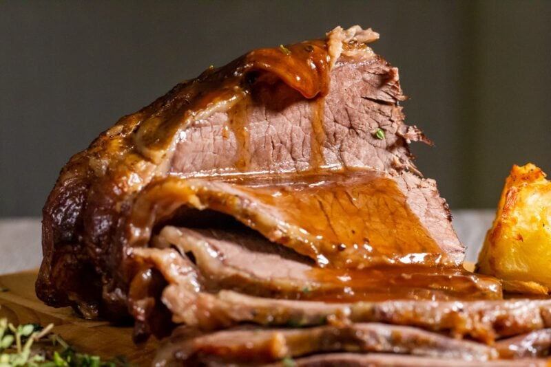 Slow Cooker Roast Beef - Slow Cooker Club