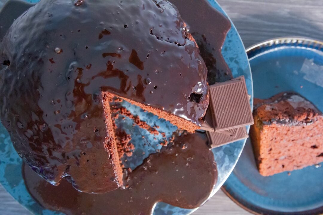Slow Cooker Chocolate Cake - Slow Cooker Club